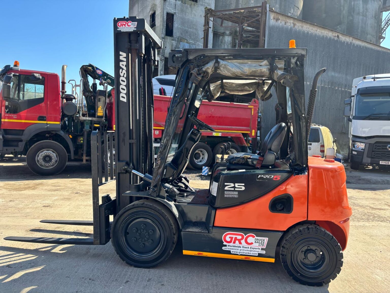Used 2012 DOOSAN D25S-5 Diesel Forklift For Sale
